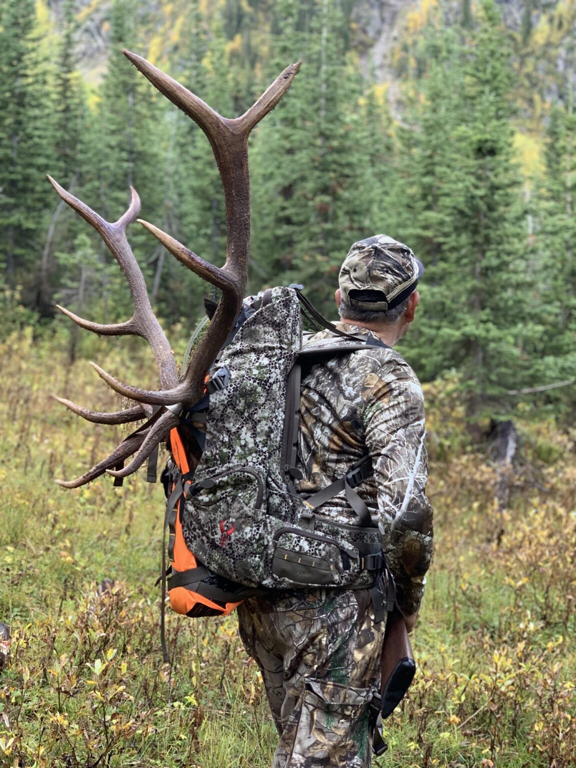 Guided Hunts in British Columbia | Sawtooth Outfitters